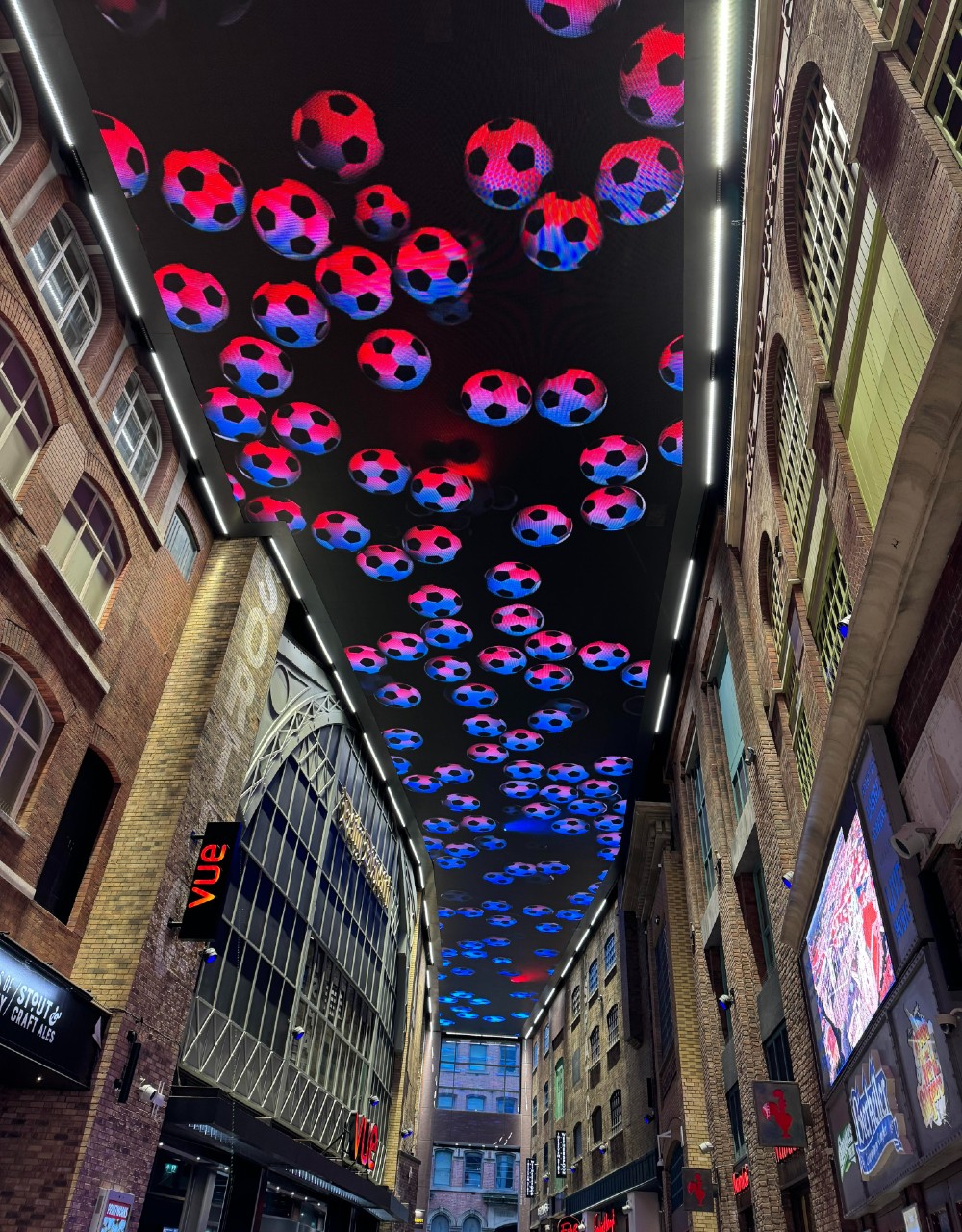 Pharos harmonises lights with Europe’s largest LED ceiling Pharos ...