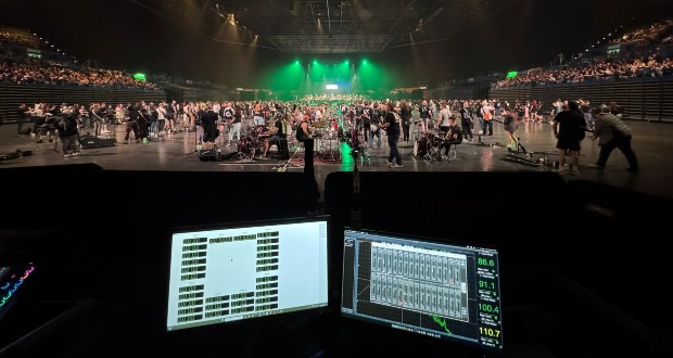 Mental health charity hosts gig featuring 1,000 musicians | AV Magazine