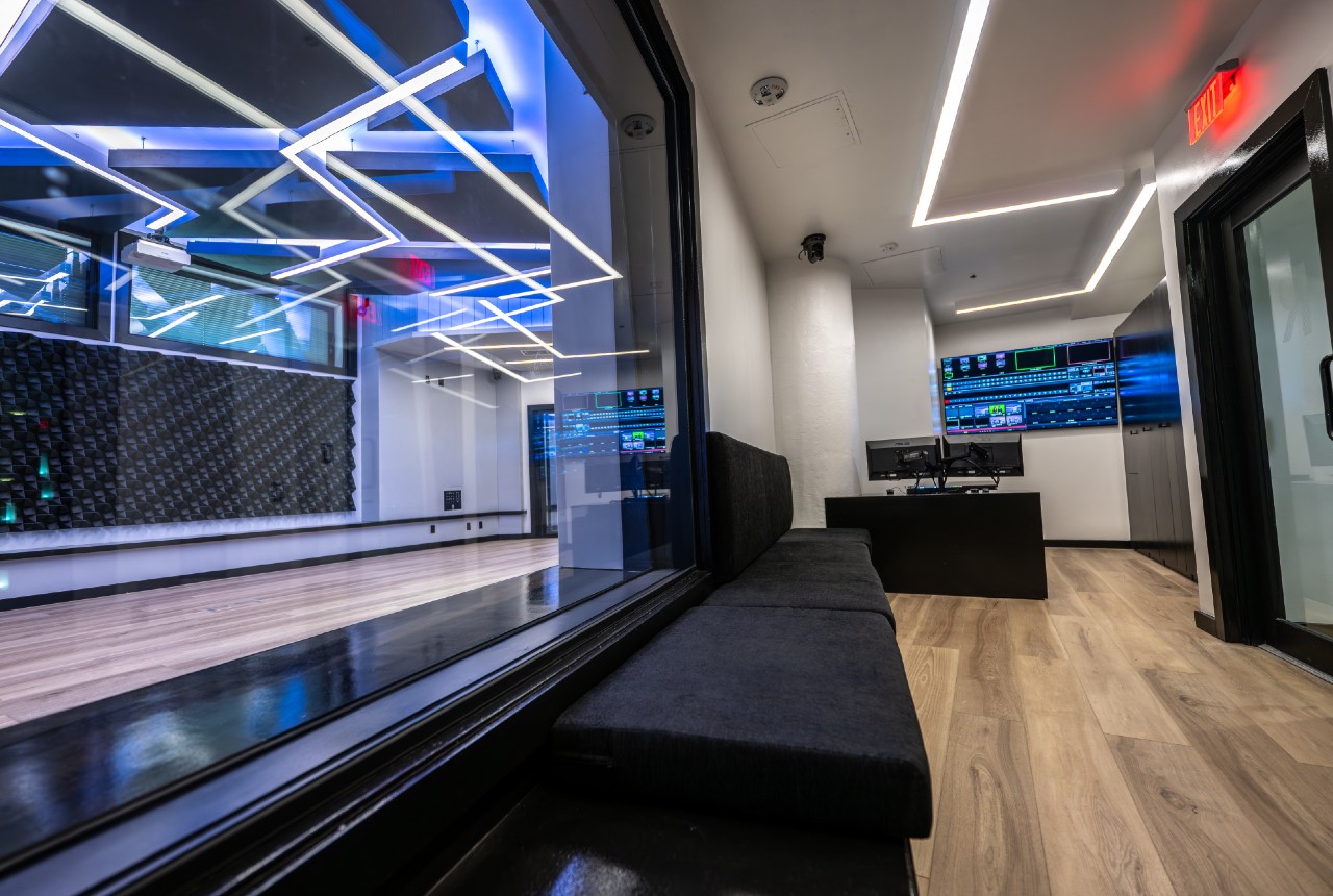 University opens one of NYC's largest Dolby Atmos studios | AV Magazine