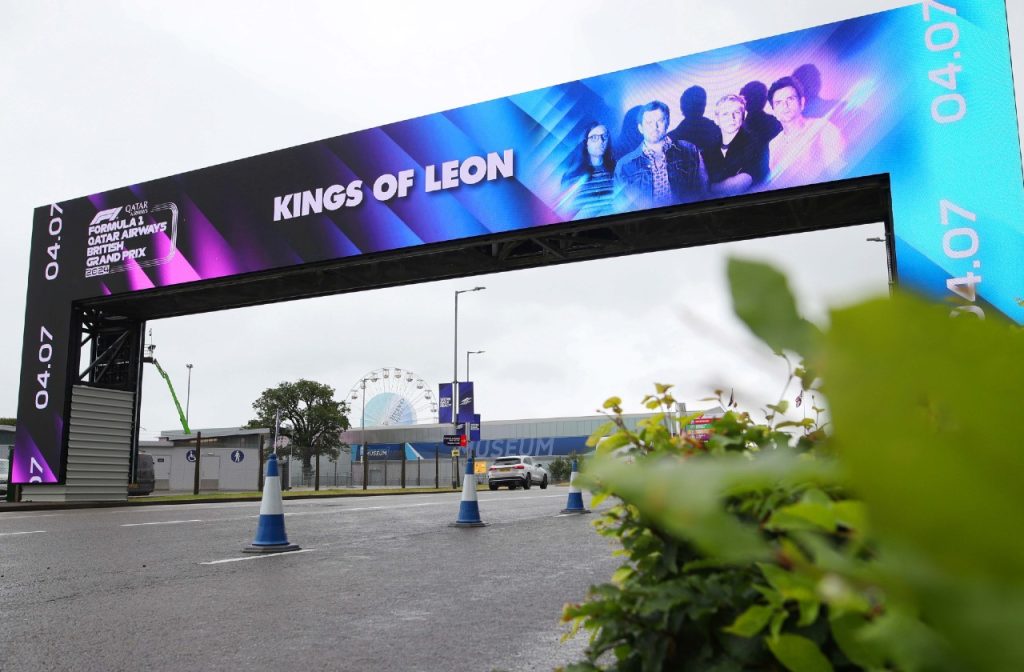 ADI installs LED gantries at Silverstone motor racing circuit | AV Magazine