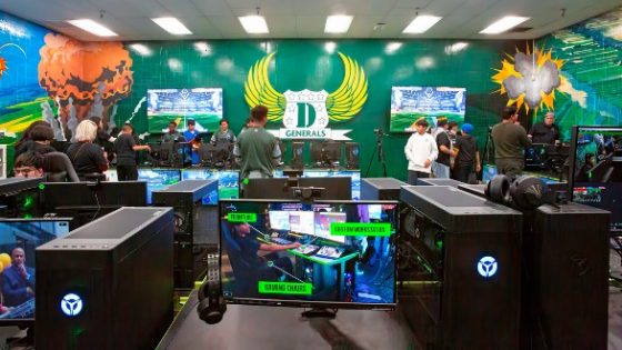 Extron helps Compton esports labs re-engage students