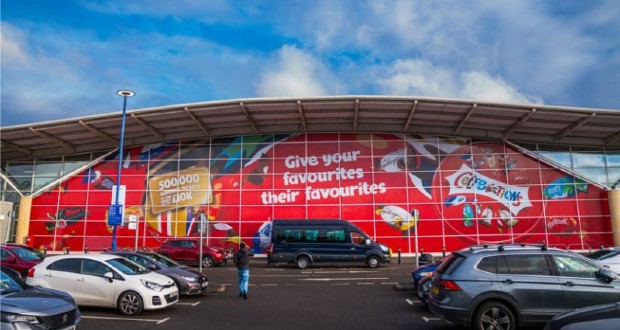 Mars and Tesco add digital signage to 360° media campaign | AV Magazine