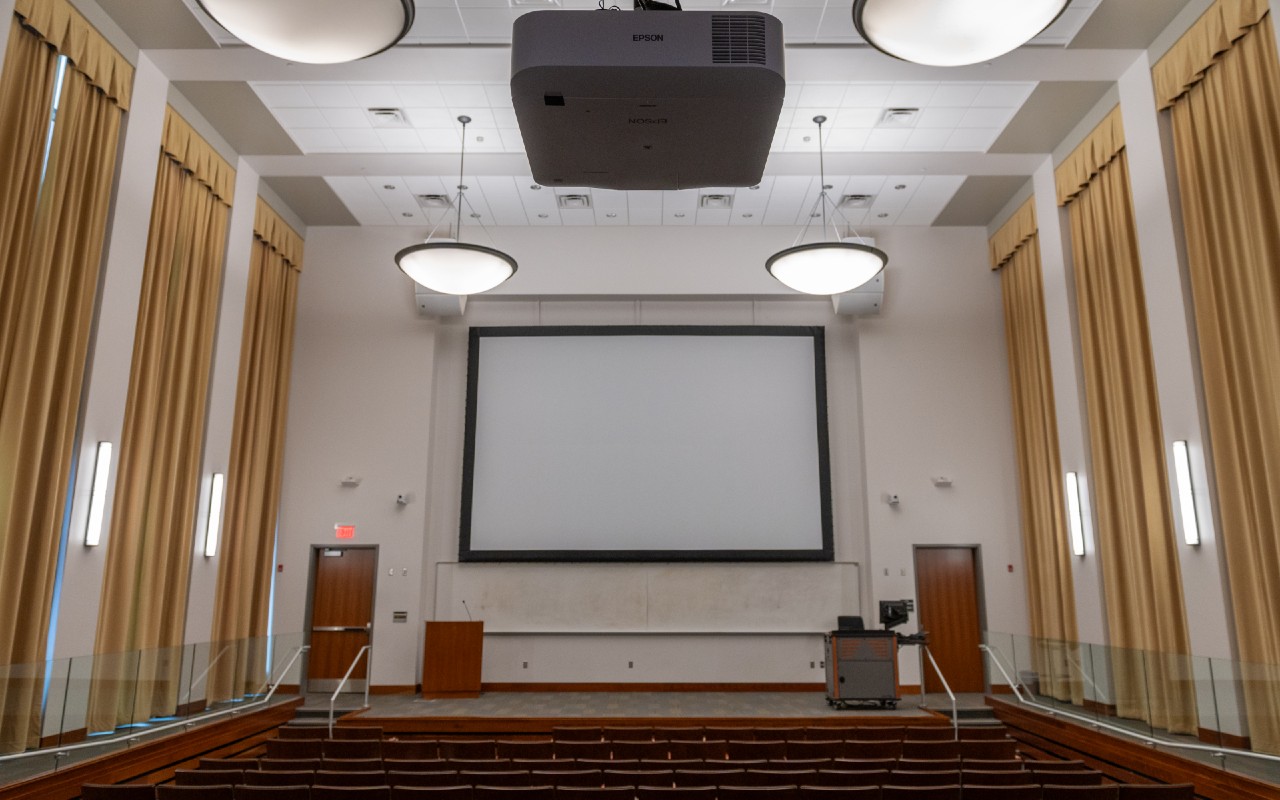 Epson projectors will support 19,000lm brightness on 120V | AV Magazine