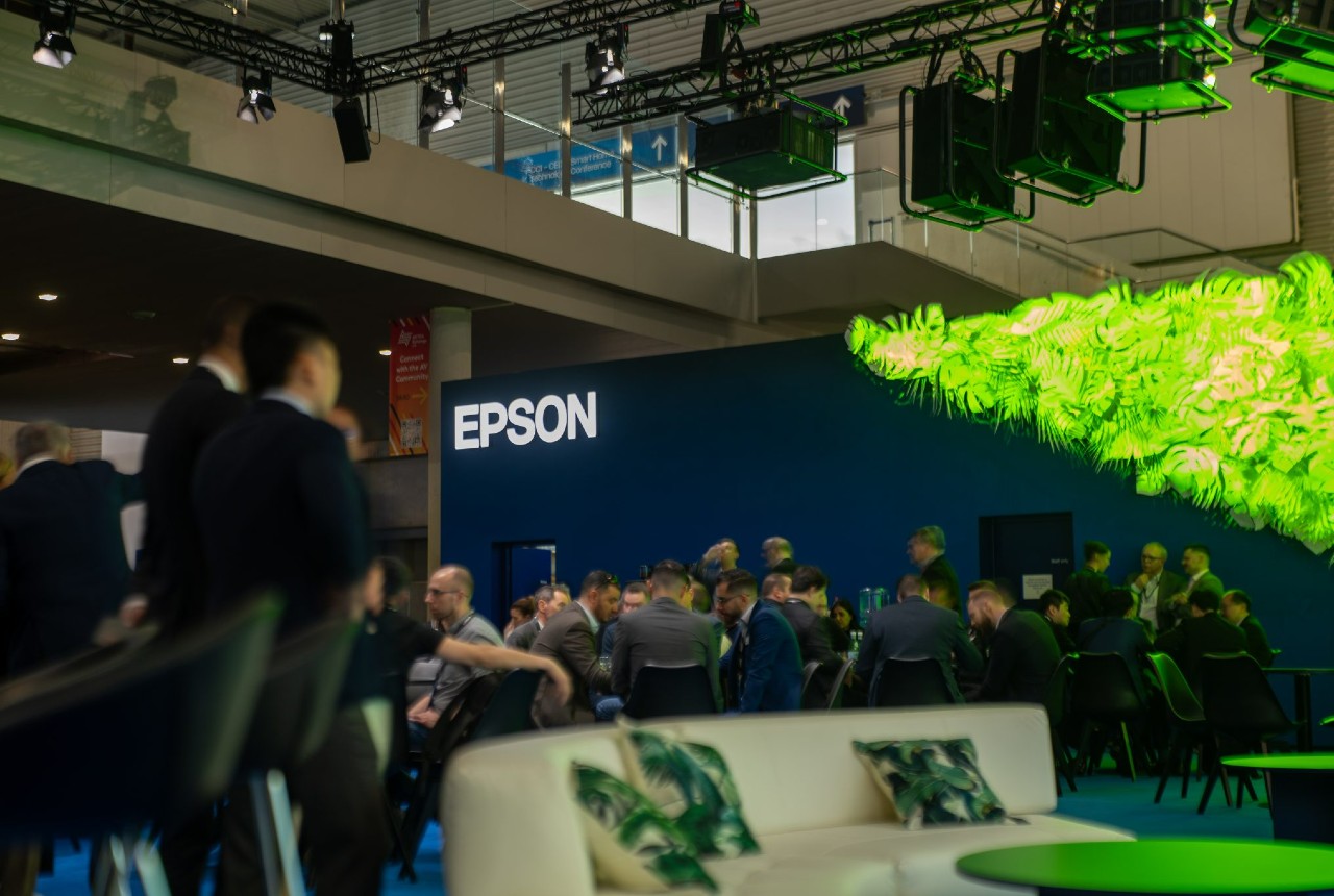 Hippotizer servers SHAPE Epson’s EcoSphere at ISE 2025 | AV Magazine