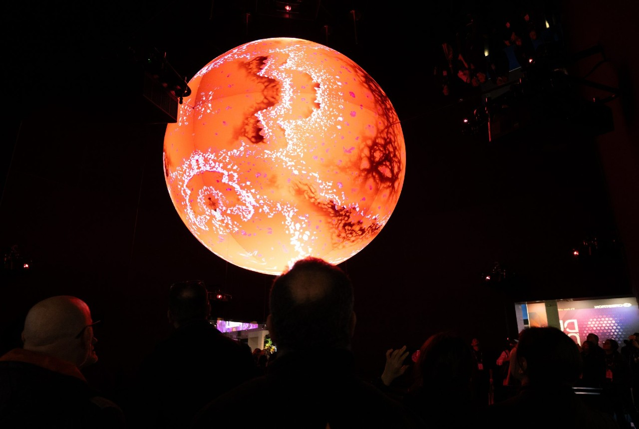 Hippotizer servers SHAPE Epson’s EcoSphere at ISE 2025 | AV Magazine