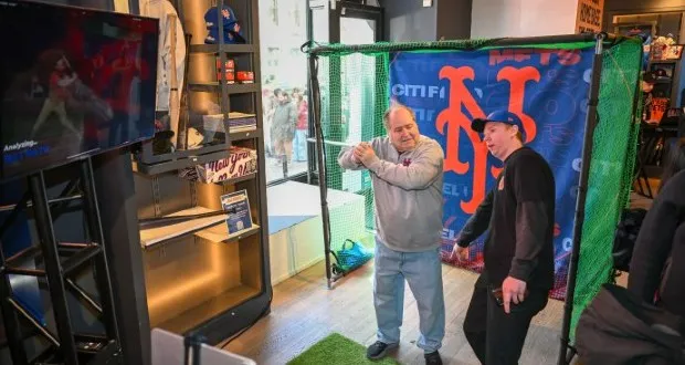 Samsung helps New York Mets pop-up get in full swing | AV Magazine