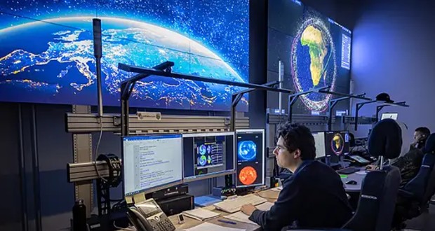 How space agency video walls monitor 8,000 satellites 24/7 | AV Magazine