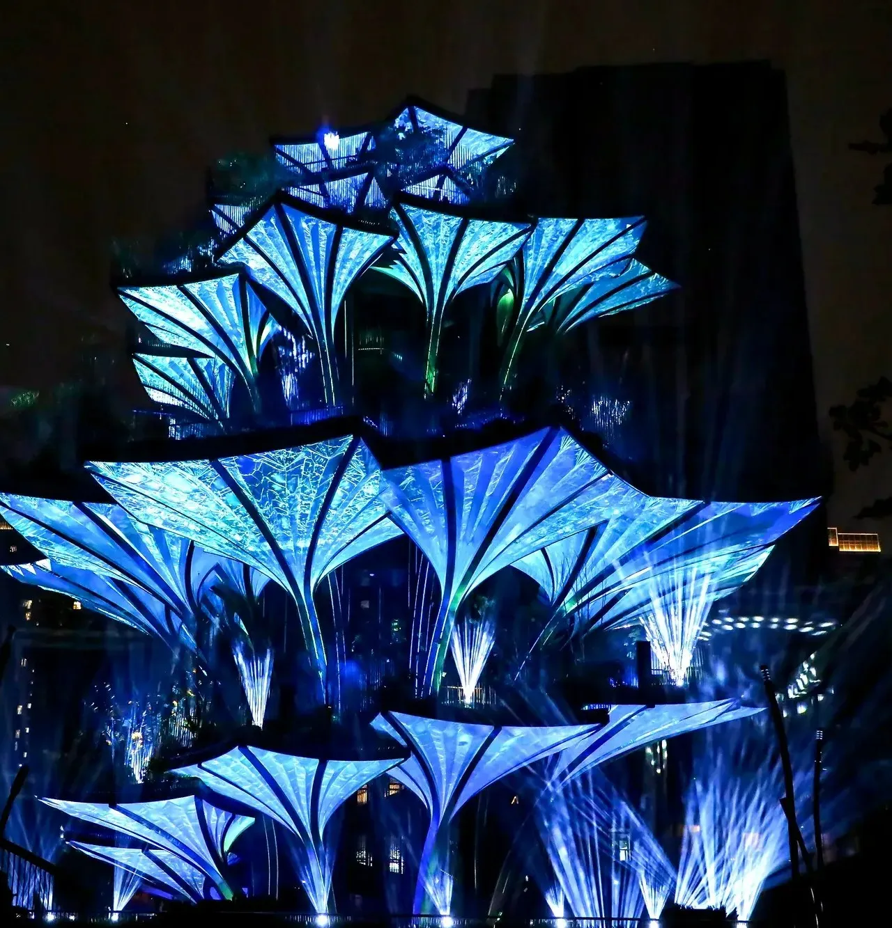 Barco projection mapping illuminates Xi’an Tree of Life | AV Magazine