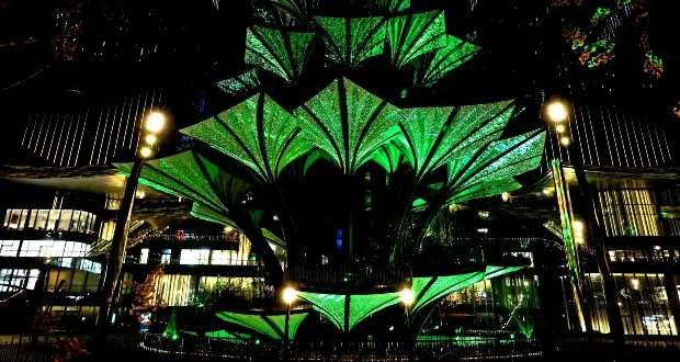Barco projection mapping illuminates Xi’an Tree of Life | AV Magazine