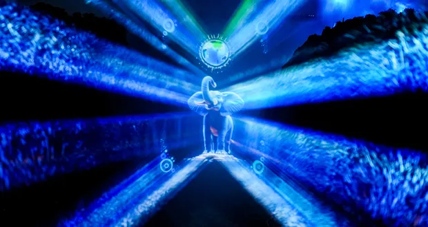 Mighty mist projections cast at world's largest waterfall | AV Magazine