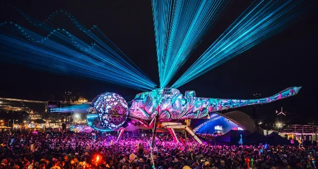 Hive helps Dragonfly create a buzz at Glastonbury Festival | AV Magazine