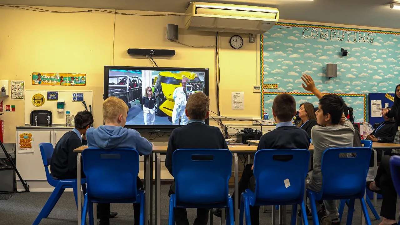 Sennheiser supports special needs school’s virtual field trip | AV Magazine