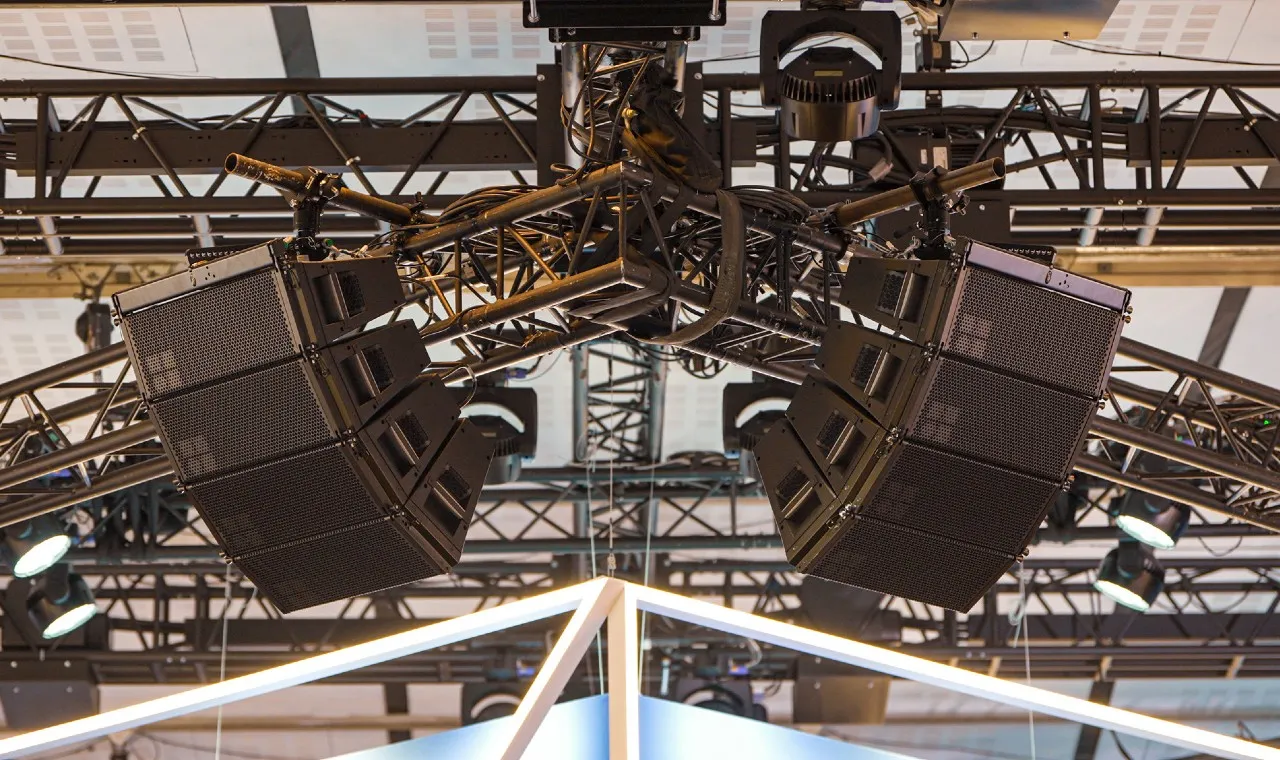 d&b CCL system deployed beneath Louvre's glass pyramid | AV Magazine