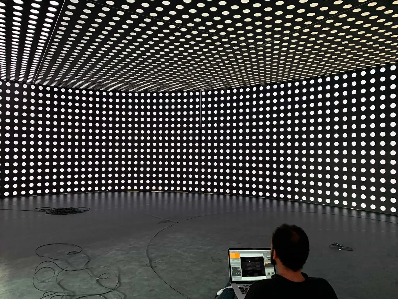VIOSO unveils camera-based auto-calibration of LED walls | AV Magazine