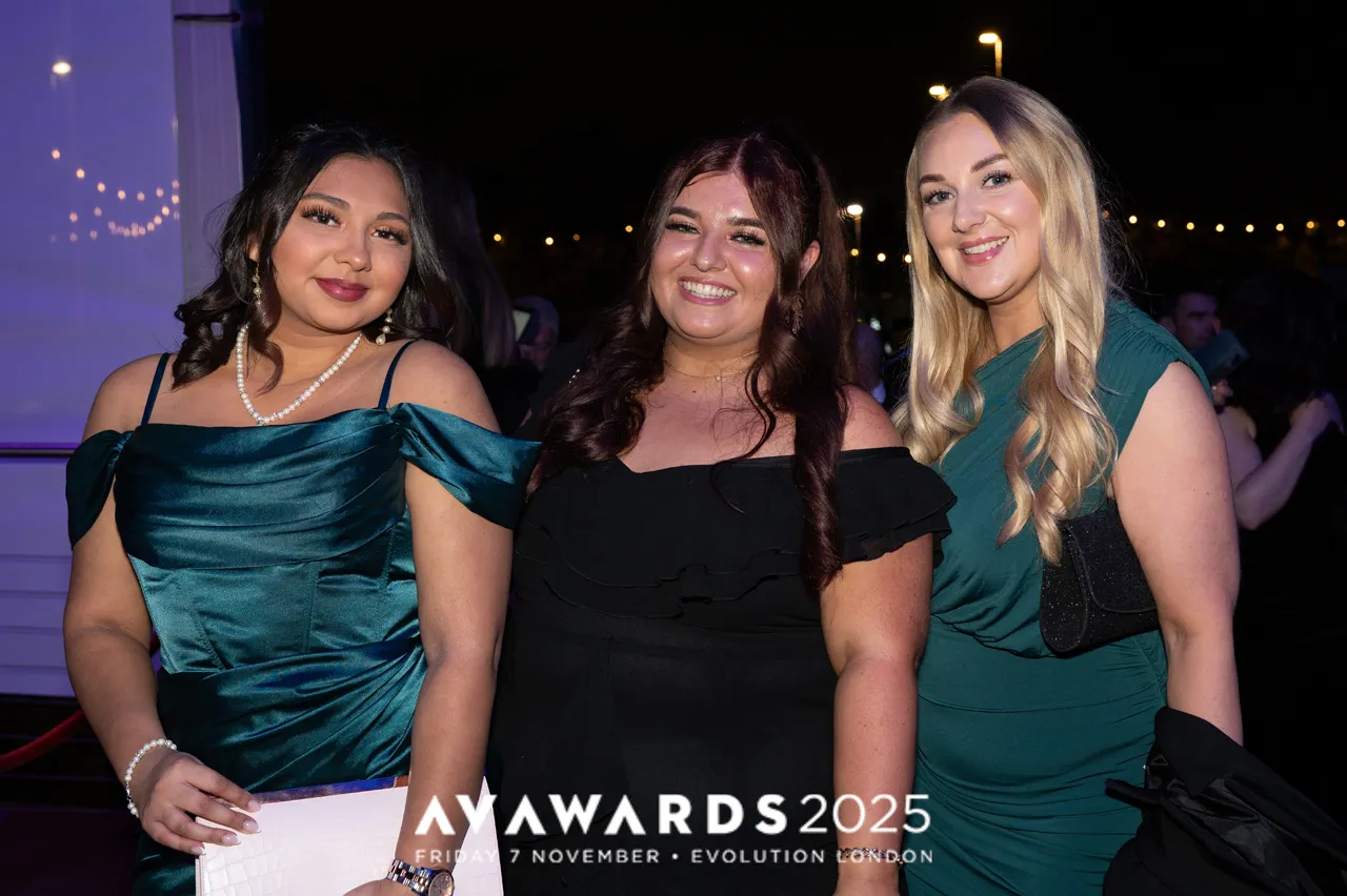 The AV Awards 2025 red carpet paparazzi photos are here! | AV Magazine