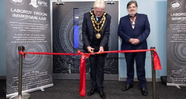 First immersive digital classroom at Welsh FE college opens | AV Magazine