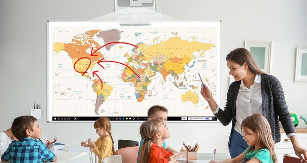 'Fixed front-of-class displays hinder student engagement' | AV Magazine