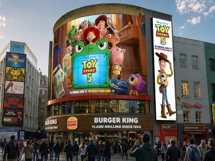 Curved LED wall to be fitted in London's Leicester Square | AV Magazine